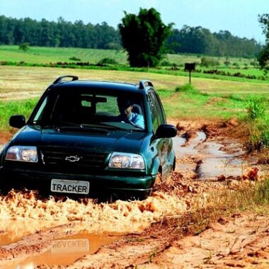 2006 Chevrolet Tracker Service and Repair Manuals